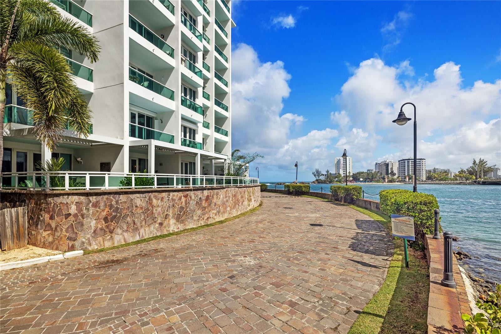 CONDADO LAGOON VILLAS